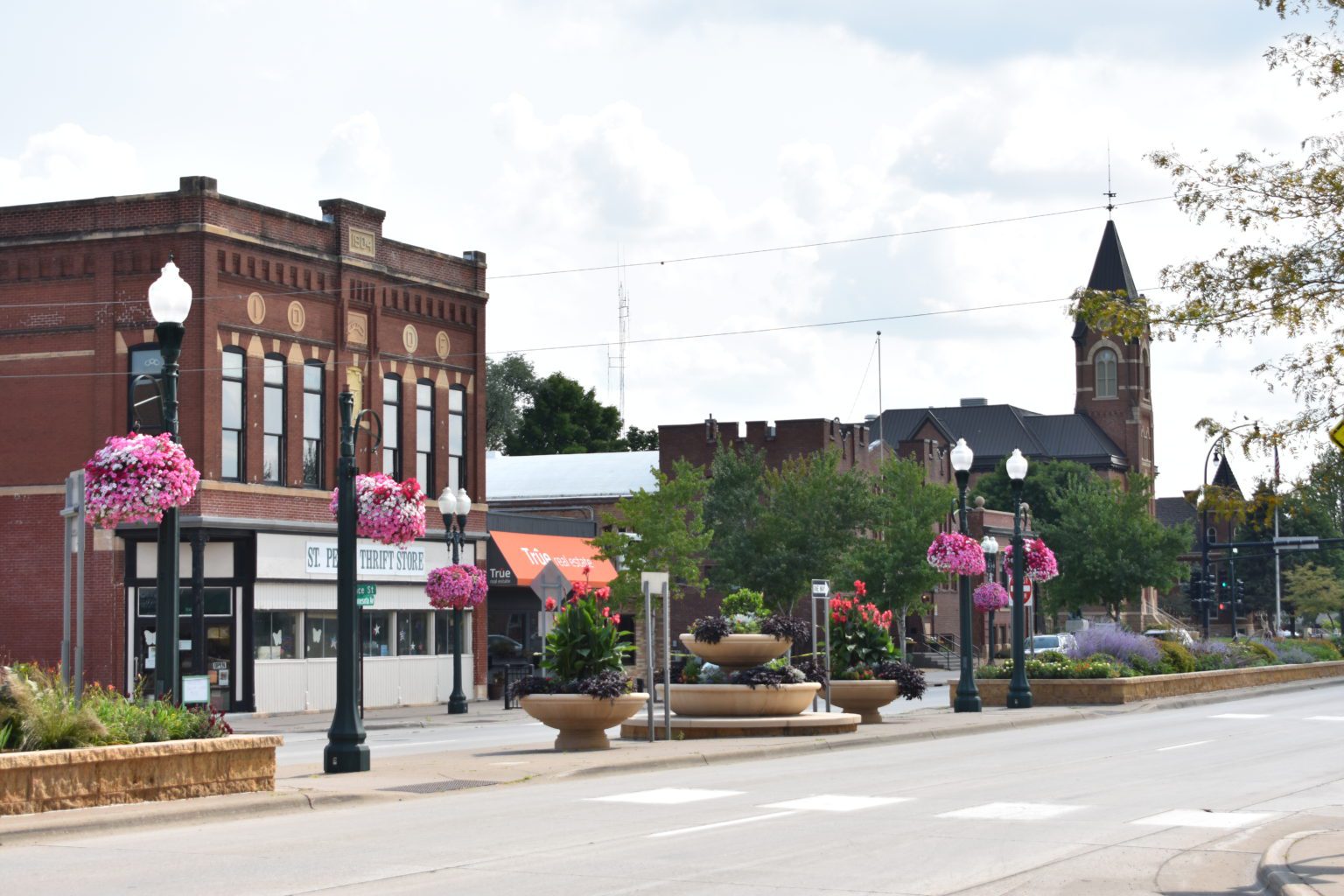 St. Peter Historic District - Minnesota River Valley Scenic Byway